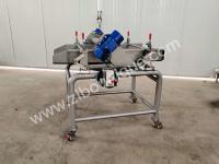China 585 KG Capacity Fruit and Vegetable Vibrator Water Draining Machine for Water Drainage for sale