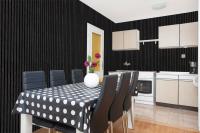 China Wooden Acoustic Slat Panels - Soundproofing Wall & Ceiling Boards with Recycled Felt Backing, 20-35 Day Delivery for sale