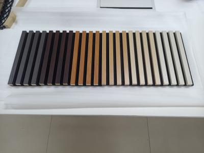 China Wooden Oak Slat Wall Panel with B1 Flame Retardant and CARB P2 Certified Acoustic Sound Absorption for sale