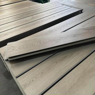 China High Quality Luxury Spc Vinyl Plank Flooring Spc Flooring Glossy Piso Flotante for sale