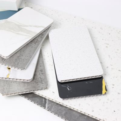 China Moisture Resistant Waterproof PVC Bathroom Wet Wall Panel For Shower Areas for sale