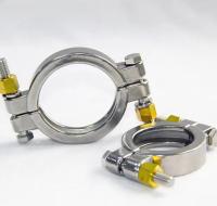 China Sanitary High Pressure Bolted Tri Clamp Clover for Equal Connections and Female Thread for sale
