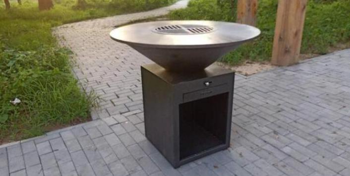 High Temperature Resistant Black Painting Round Corten Steel Fire pit And Grill