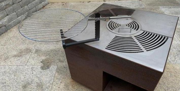 Outdoor High Temperature Black Painted Corten Steel Barbeque Charcoal Grill