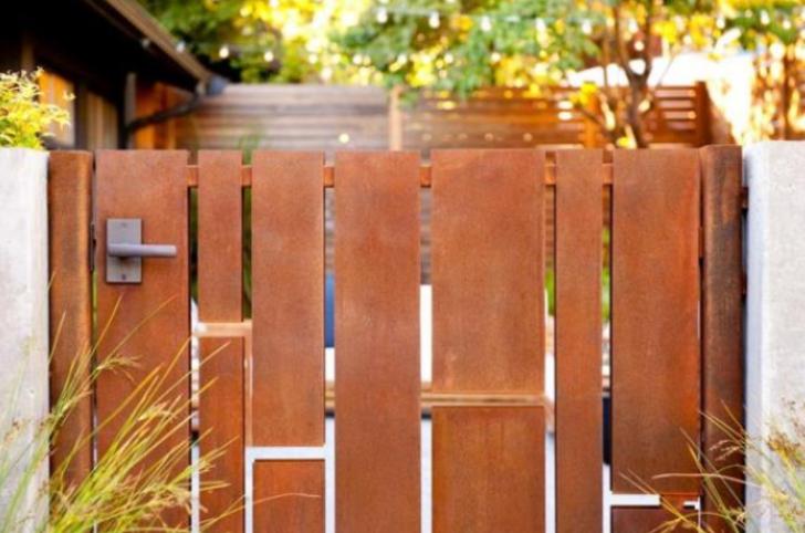 Villa Garden Rusty Laser Cut Rusty Corten Steel Main Gate With Handle And Lock
