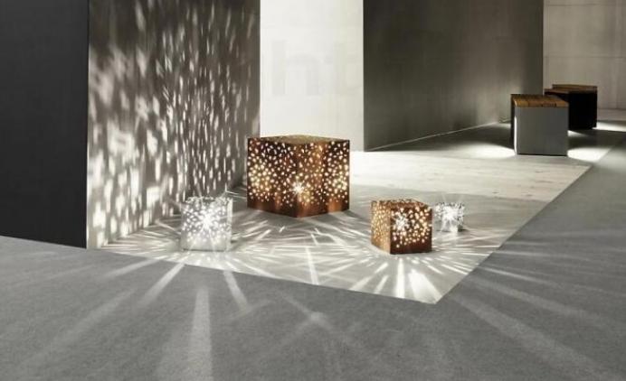 Outdoor Geometric Rusty Corten Steel Outdoor Floor Light With Cubic Lampshade