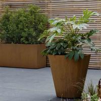 China 2.0-10mm Rusty Metal Planter Boxes Garden Decoration Corten Steel Plant Pots for sale
