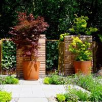 China OEM ODM Large Corten Steel Circular Planters Box With Privacy Shielding for sale