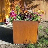 China 890*720*440mm Big Outdoor Metal Planter Corten Flower Pot weather resistance for sale