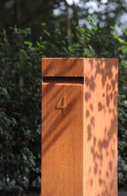 China Outdoor Metal Key Lock Corten Steel Mailboxes Letterbox Waterproof for sale