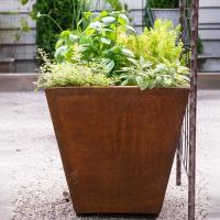 China OEM ODM Raised Rectangular Metal Planter Box Corten Steel for sale