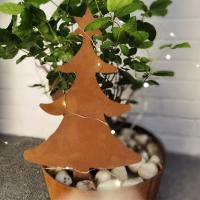 China Corten Steel Rusted Metal Garden Ornaments Christmas Tree Shaped Decoration for sale