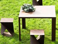 China Geometric Corten Steel Metal Outdoor Table Set Include Table And Stools for sale