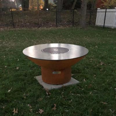 China Charcoal Fueled Metal Outdoor Cooking BBQ Grills Weatherproof For Meat Vegetables for sale