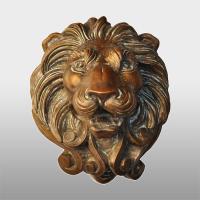 China 18 Inch Height Rusted Lion Face Sculpture Unique Cast Iron for sale