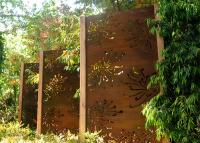 China 3mm Chrysanthemum Pattern Metal Garden Ornaments Corten Steel Laser Cut Panels for sale