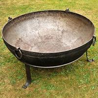 China Customized Round Large Steel Fire Pit SGS Standard For Picnic for sale