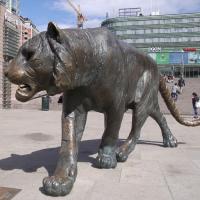 China 5m Height Decorative Bronze Leopard Sculpture Contemporary SGS Standard for sale