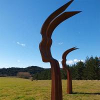 China OEM ODM Service Large Metal Garden Ornaments With SGS Approval for sale
