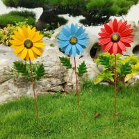 China Sunflower Windmill Metal Pinwheel Garden Wind Sculptures For Balcony Patio Lawn for sale