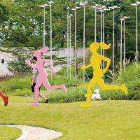 China Abstract Silhouette Sports Figure Outdoor Metal Sculpture Antique Art Ornaments for sale