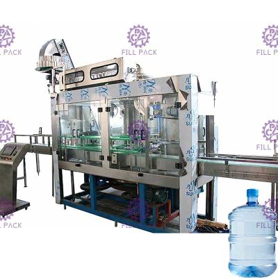 China QGF-2000 Touch Screen Mineral Water Bottling Machine 2000BPH Capacity with 52KW Power for sale
