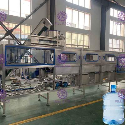 China 200BPH 5 Gallon Filling Machine with 3400mm Monoblock System and Food-Grade 304 Stainless Steel Construction for sale