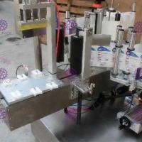 China Automatic Square Flat Bottle Special Shaped Bottle labeller Double Side Adhesive Sticker Labeling Machine Equipment for sale
