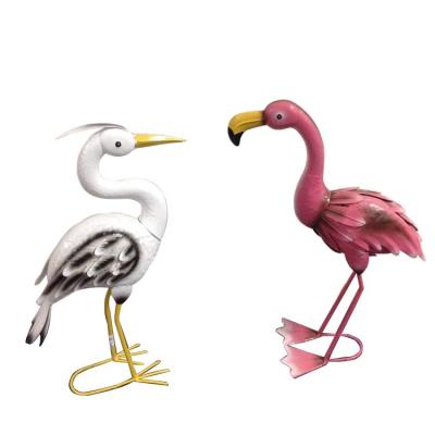 China Outdoor Decor Metal Pink Flamingo Garden Statue for sale