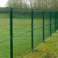 China Curvy 3d Wire Mesh Fence Galvanized Welded Triangle Pvc Coated for sale