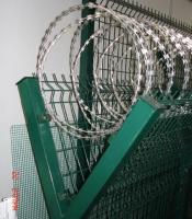 China 5.0mm Hot Dipped Galvanized Airport Security Fencing Razor Barbed Wire Anti Climb for sale