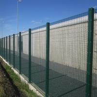 China Powder Coated Curved Wire Mesh Fencing 3d Hot Dipped Galvanized for sale
