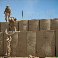 China Heavy Duty BWG18-22 Hesco Defensive Barriers Sandbags MIL1 anticorrosion for sale