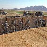 China Electric Galvanizing Welded Mesh Military Barrier Wall 24 Inches for sale