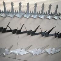 China SS304 Metal Wall Spikes Burglar Proof Fence Spikes 2mm Thickness for sale