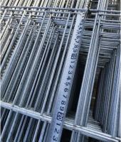 China Pvc Coated Hot Dipped 3d Wire Fence Panels 630mm-2430mm Height for sale