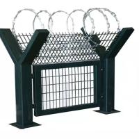 China V Shape Top Airport Security Fencing 50*100mm Hole Highway Fence for sale