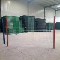 China Curvy 3D Triangle Galvanized Welded Wire Mesh Fence PVC Coated for sale
