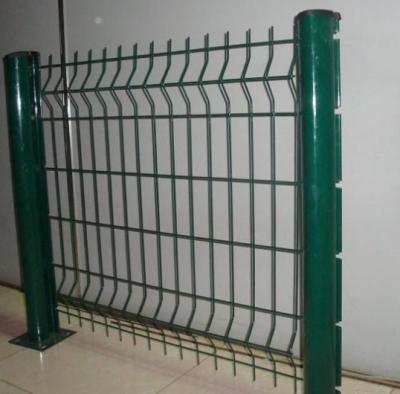 China Home Outdoor Curved Welded Galvanized Wire Garden Fence Width 2m 2.2m 2.4m for sale