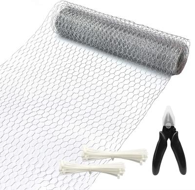 China Length 10-200m Hexagonal Wire Mesh PVC Coated Chicken Fence for sale