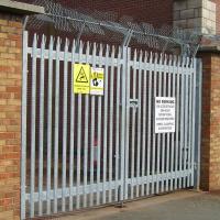 China Assembled 2.4 M High Palisade Security Fence / Galvanized Steel Palisade Fencing for sale