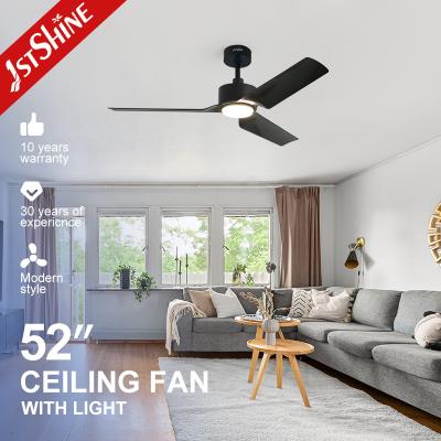 China 110-240v/50-60Hz Living Room LED Ceiling Fan with 3 Plastic Blades and DC Copper Motor for sale