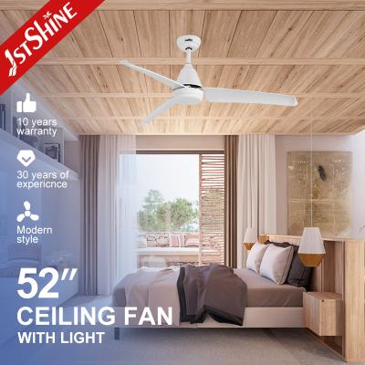 China REACH Certified 52 Inches Ceiling Fan with Remote Control and LED Lighting in White Color for sale