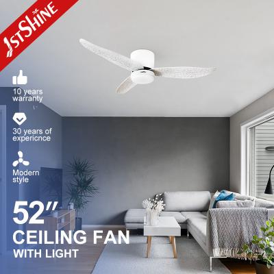 China Low Ceiling 52 Inch LED Ceiling Fan with Smooth Operation and Flush Design for sale