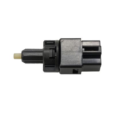 China OEM MR228924 New Condition Switch Assy Stop Lamp for Mitsubishi Pajero Montero IO CU5W V73V63 Car Light Accessories for sale