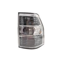 China New Condition High Quality Pajero V93 V97 Auto Car Tail Light Rear Lamp Taillight for MITSUBISHI Bulb Shape Code H11 for sale