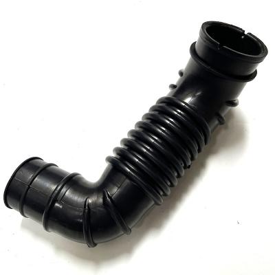 China MD160939  Engine Intake Air Pipe for Mitsubishi Pajero V24/V34/V44 Models 90-04 Air Intake Rubber Hose for sale