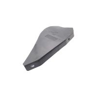 China Mitsubishi Pajero V73V77V93V97 Rear Bumper Guide Plastic Lining Inner Fender Body Parts 6748A009 6748A010 for sale