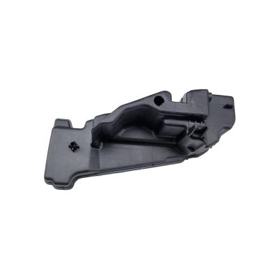 China High Quality Mitsubishi Pajero Montero V73V75 Wiper Spray Kettle 2000-2003 Body Parts MR515932 New Condition Auto Parts for sale