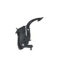 China Mitsubishi Pajero Montero V31 Glossy Manual Transmission Clutch Pedal Foot Pad 2003-2008 Vehicle Auto Brake Parts for sale